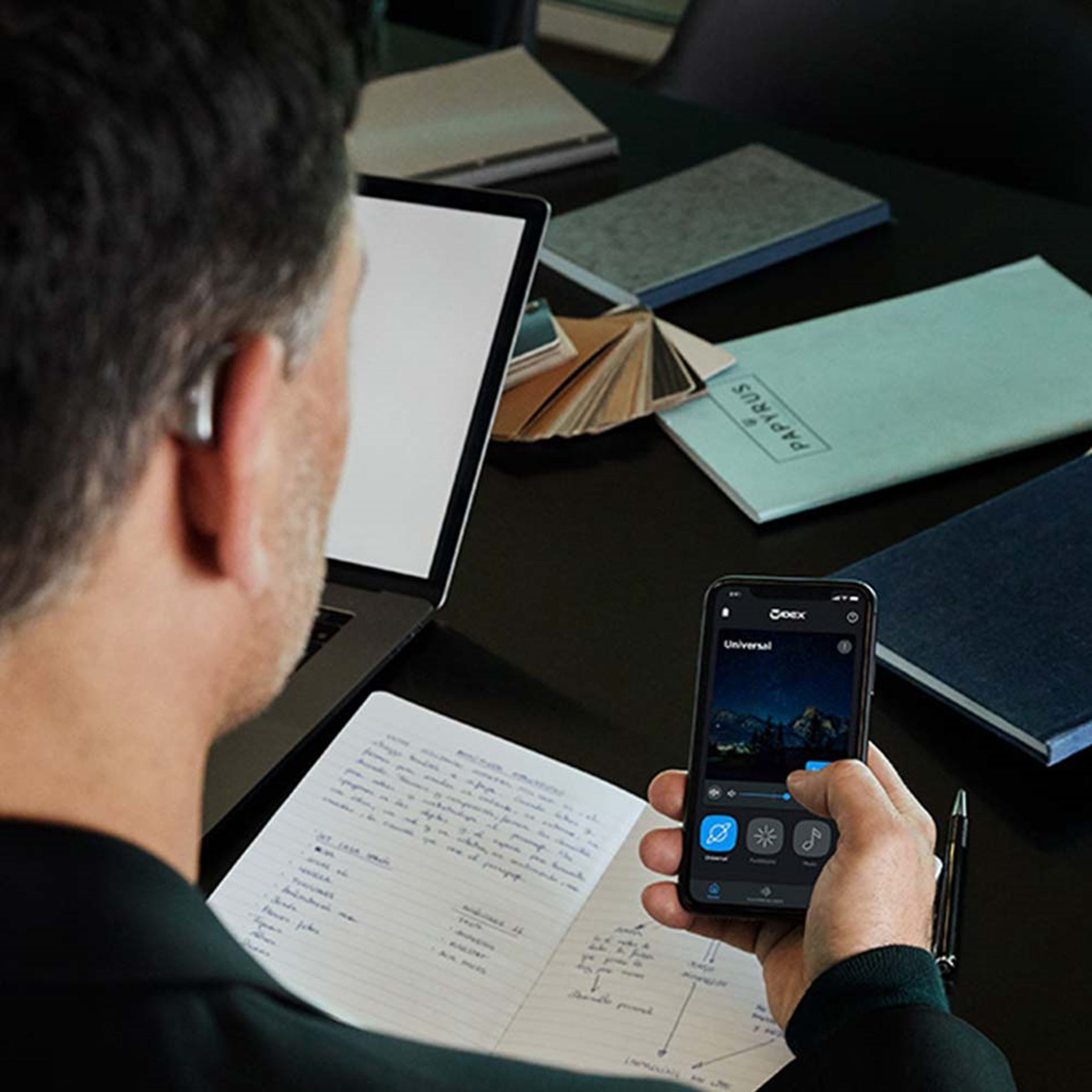 Widex Moment™ hearing aids (440, 330, 220, 110) | Widex Pro